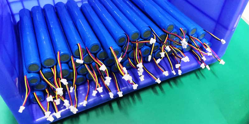 Safely Charge Lithium Battery Without BMS | Risks & Guide ...